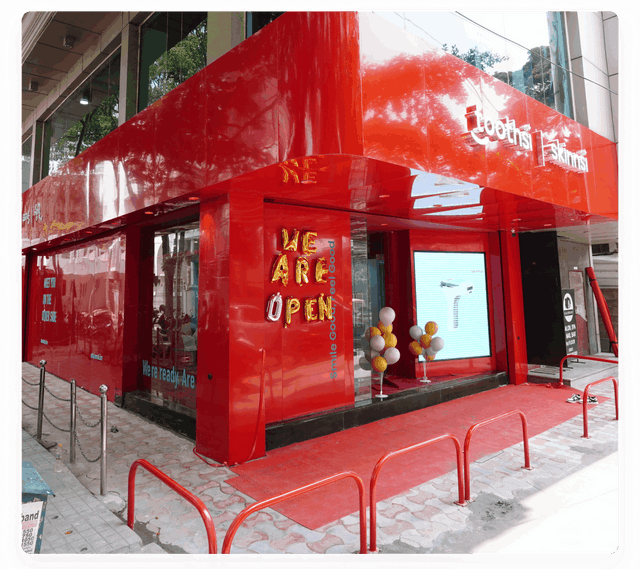 Aligners: Clear, Transparent, Invisible Teeth Aligners - MakeO Toothsi